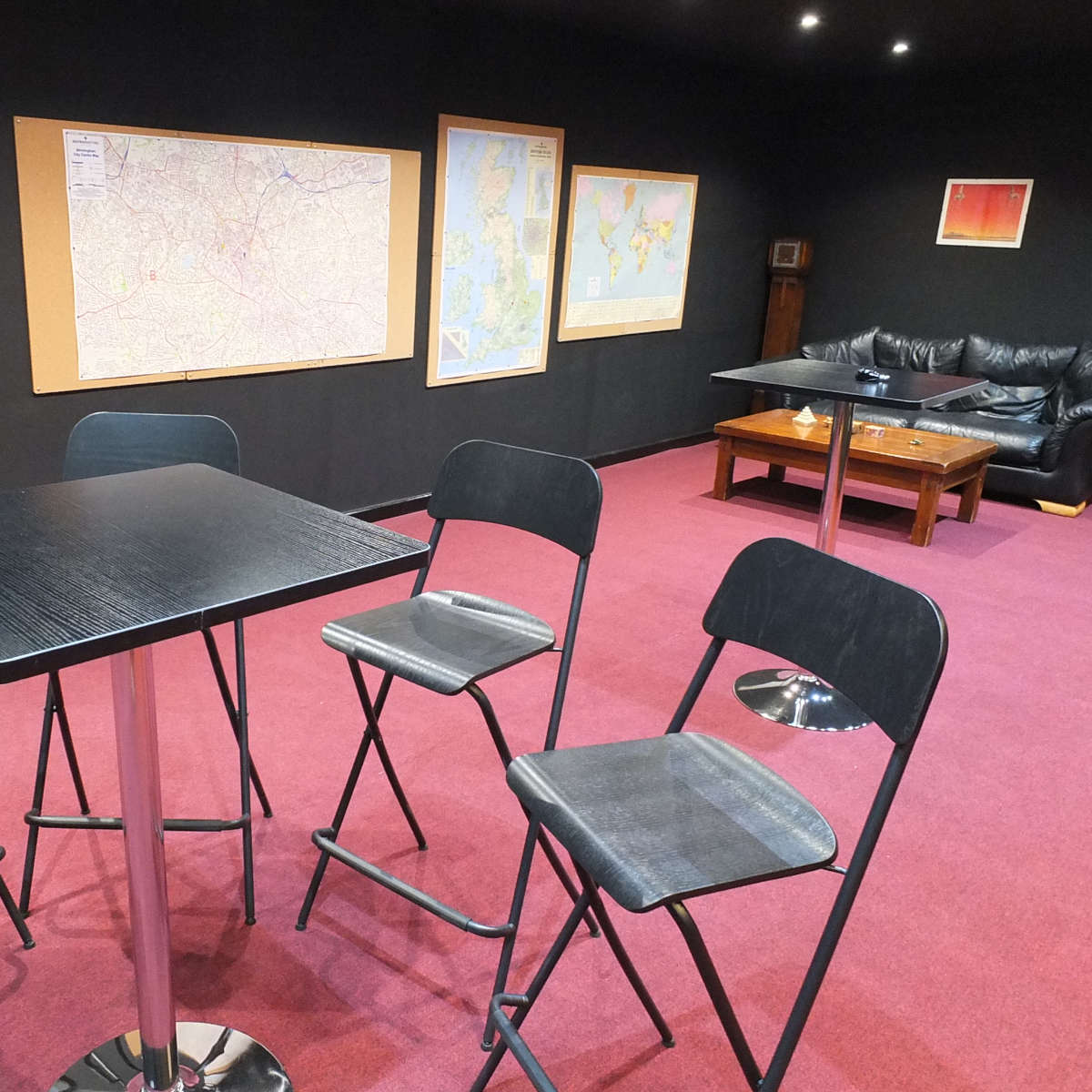 About Us | Escape Brum